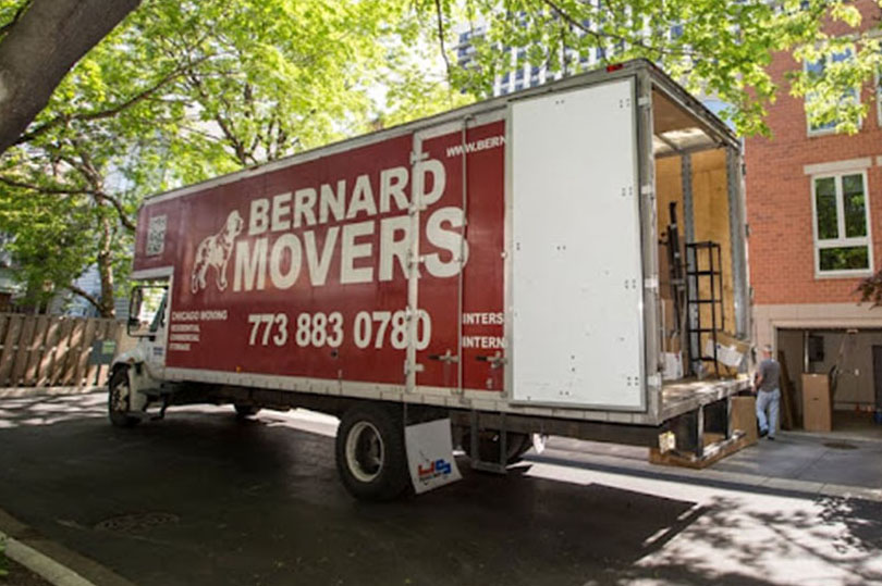 Chicago Mover | Residential, Commercial & Apartment Moves